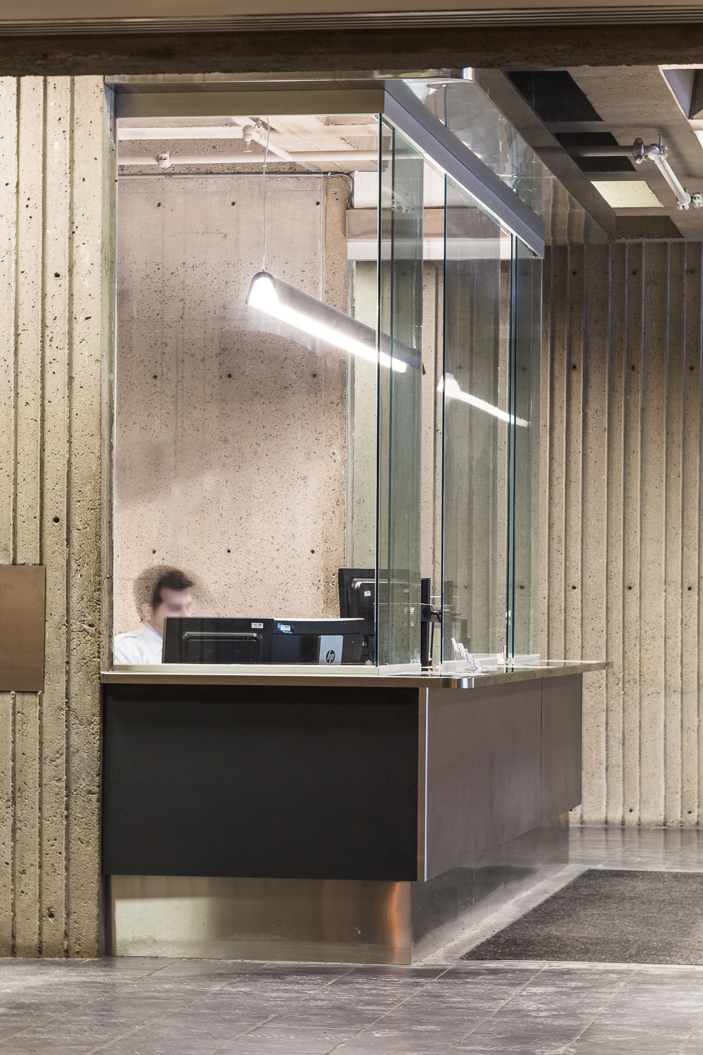 HEC Registration and Security – Vezina Architectes